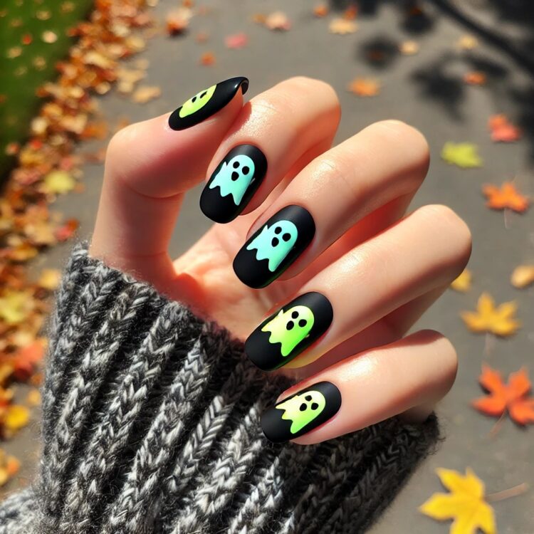 20 Ghosty Nail Designs to Celebrate the Spooky Season